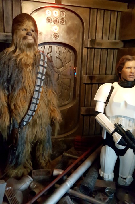 Outpost One | FIGUREN UND GESCHICHTEN