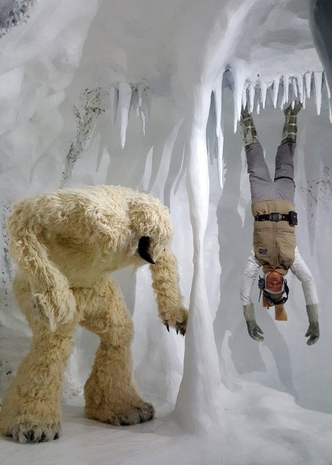 Outpost One | FIGUREN UND GESCHICHTEN