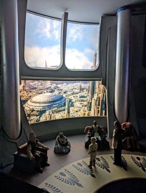 Outpost One / Scale – Ausstellung | FIGUREN UND GESCHICHTEN